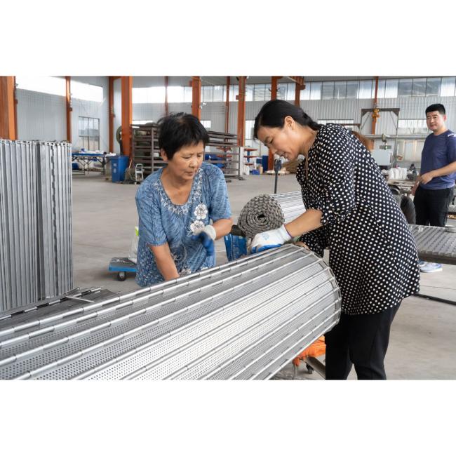 Conveyor Tower Flexible Spiral Conveyor Lifting Tower for Food Industry