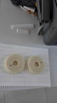 Cina Cintura di plastica modulare a griglia di scarico per la trasformazione alimentare in vendita