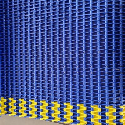 Cina Cintura trasportatrice in plastica multifunzione a griglia flush della serie 1000 in vendita
