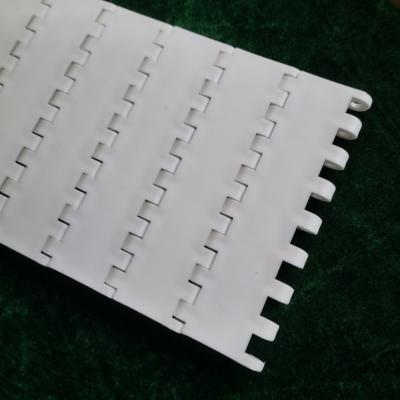 中国 スパイラルコンベヤーベルト機器のためのFlush Grid Sideflexing Modular Belt Ze2400-1 販売のため