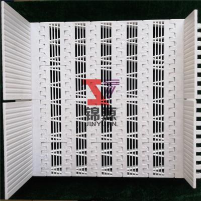 中国 スパイラルコンベヤーベルト機器のためのFlush Grid Sideflexing Modular Belt Ze2400-1 販売のため