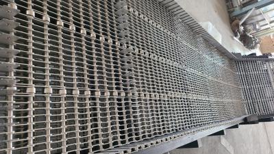 Cina 304 Stainless Steel Mesh Conveyor Belt Flex Flat Wire Mesh in vendita