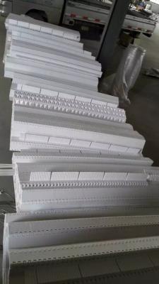 Cina Linea di produzione di forniture di fabbrica Convogliatore a cintura automatico a telaio in alluminio con dimensioni personalizzate in vendita