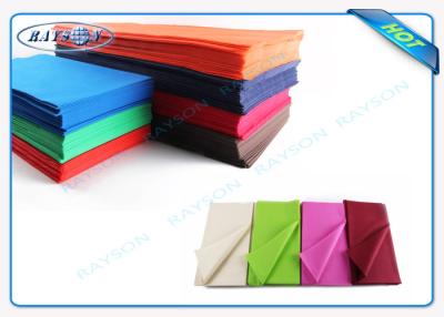 China Disposable Cutting Piece 45 Gr / 50gr Non Woven Kitchen Tablecloth Raw Material Colorful Cover for sale