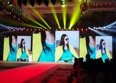 Cina Alti schermi di visualizzazione locativi di colore pieno di definizione SMD P2 per noleggio 250000 punti in vendita