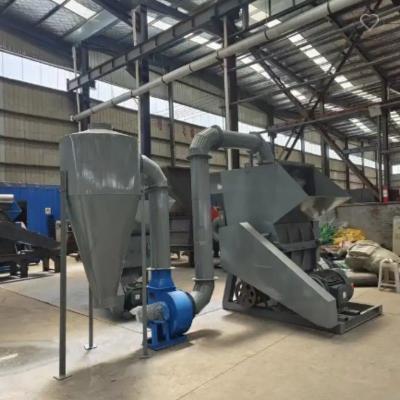 Cina 8-16mm Dimensione di uscita Macinatore di plastica dura per polverizzazione diretta di tubi di plastica e altro in vendita