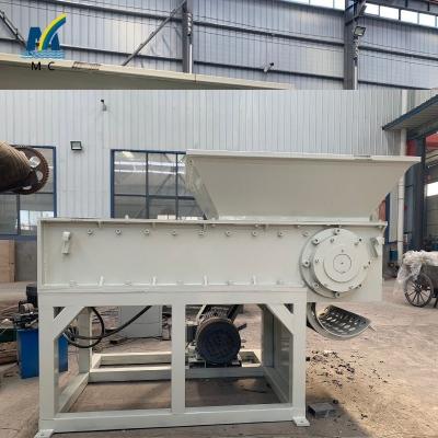 Cina Trituratore a singolo albero per la riciclaggio di lattine e blocchi di alluminio in vendita