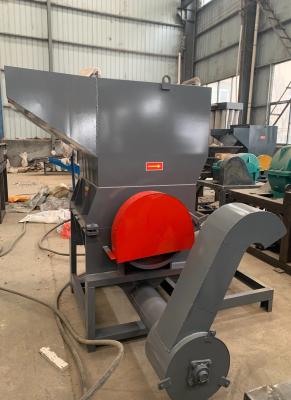 China PET-materiaal Hard Plastic Crusher Machine voor het recyclen van plastic pallets en flessen Te koop