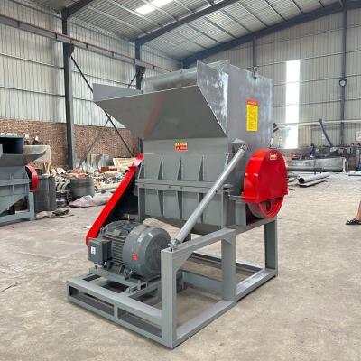 China Máquina de triturar garrafas de plástico para animais de estimação de tipo 600 para reciclagem Serviço online 24 horas à venda