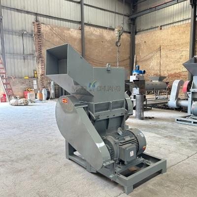 China Recycling Final Product Plastic Pet Bottle Crusher Machine with 6 Rotating Blades for sale