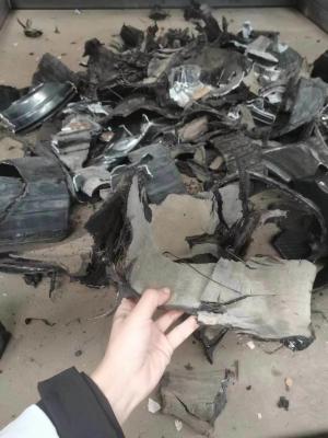 Cina MCS-1800 Scrap Car Truck Tire Bumper Tire Shredder Machine di riciclaggio schermo rotante in vendita
