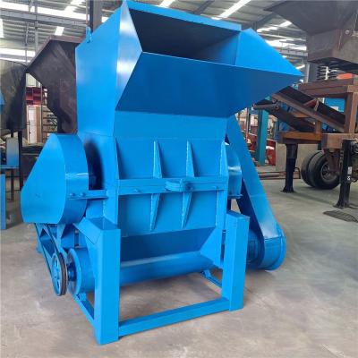 Cina Struttura di alimentazione tangenziale Macchina di triturazione di plastica trituratrice per tubi di PVC di plastica dura in vendita