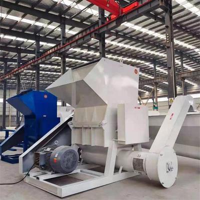Cina Struttura di alimentazione tangenziale Macchina di triturazione di plastica trituratrice per tubi di PVC di plastica dura in vendita