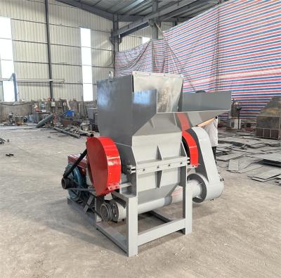 Cina Piccole trituratrici mobili multifunzionali di plastica per strutture di alimentazione tangenziale e triturazione in vendita