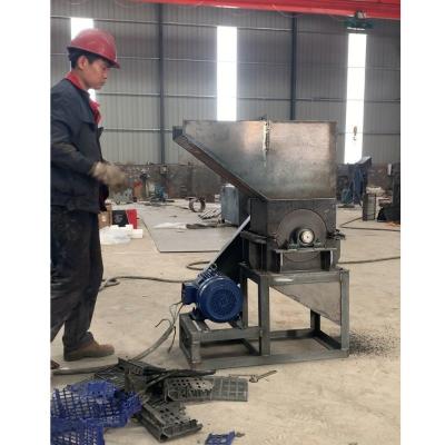 Cina Piccole trituratrici mobili multifunzionali di plastica per strutture di alimentazione tangenziale e triturazione in vendita