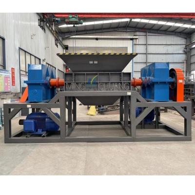 Cina Customization Rottami industriali Ferro alluminio gomma mobili Double Shaft Shredder in vendita