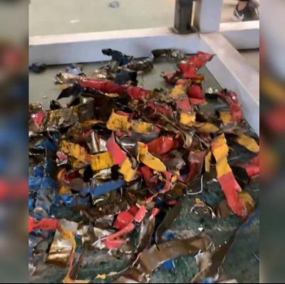 Cina Pagamento iniziale Schrott Metal Shredder Prezzi accessibili Macchina di frantumazione auto per il riciclaggio del metallo in vendita