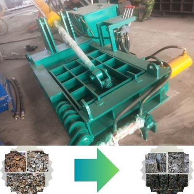 China 1350.000kg Pakket Bruto Gewicht Schroot Metal Baler Machine voor het voordeel Te koop