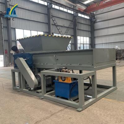 China 25-40 mm/op maat gemaakte afvalmachine voor plastic flessen van PP met massief mesroller Te koop