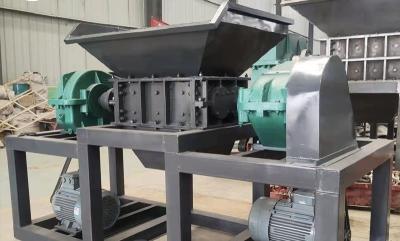 China MC-1200 Triturador de reciclagem a quente para edifícios industriais Triturador de eixo duplo de resíduos sólidos à venda
