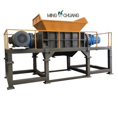 Cina Facile da utilizzare TWIN SHAFT Shredder per barili blu e pneumatici di gomma spesso utilizzati in vendita