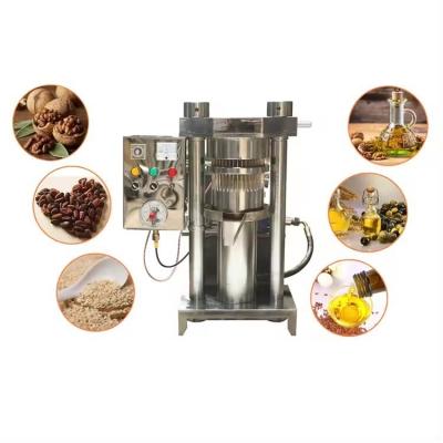 Cina 80-100 kg/h Macchina automatica a vite per la stampa dell'olio di colza di girasole con tensione personalizzata in vendita