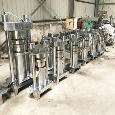 Cina Macchina di estrazione di olio con pacchetto di tensione 220V Dimensione 75.00cm * 80.00cm * 120.00cm in vendita