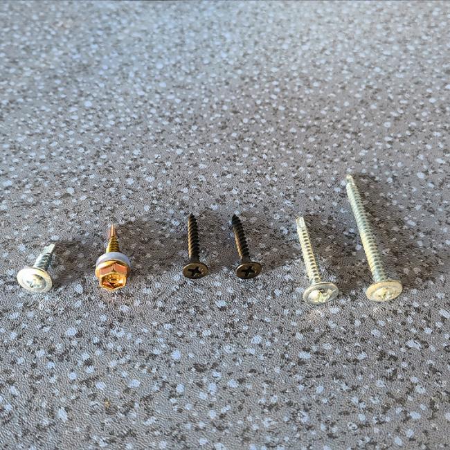 Customized bolts and nuts for industrial applications