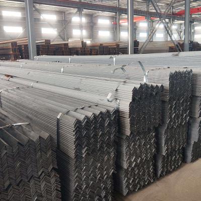 China Hot rolled unequal edge 10mm Thickness 304 316 Stainless Steel Angle Bar Customized Size For Construction Structure for sale