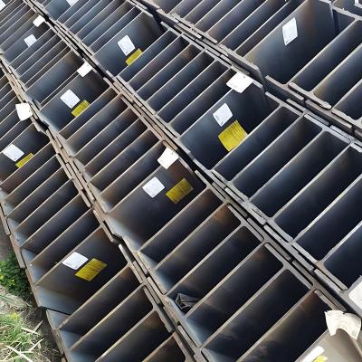 China DIN 1.4301 S30400 Stainless Steel Profile High Precision Customized Sizde For Construction for sale