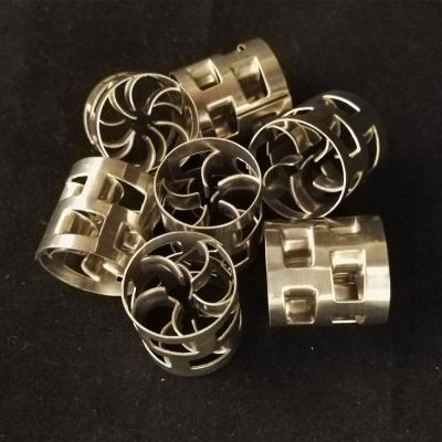 Cina Colonna di distillazione di imballaggio in acciaio inossidabile 304 304L 316 316L anello di palla metallica in vendita