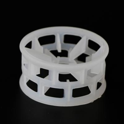 Cina Dimensione 25MM 50MM 76MM PP Imballaggio casuale Anello Beta in plastica / Imballaggio Torre in plastica in vendita
