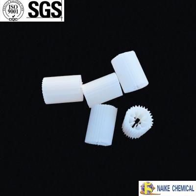 Cina Medi filtri biologici galleggianti in plastica MBBR 5*15mm Per MBBR Trattamento dell'acqua/medi filtri in plastica in vendita