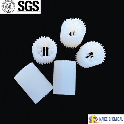 Cina Medi filtri biologici galleggianti in plastica MBBR 5*15mm Per MBBR Trattamento dell'acqua/medi filtri in plastica in vendita
