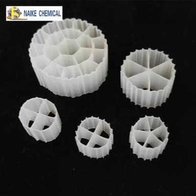 Cina Biocell Filter Media, MBBR Settling Packing, Koi Pond Filter Media Trattamento delle acque reflue 10 anni Virgin PE 1m3 95-150 Kg/ in vendita