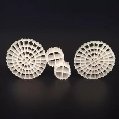 Cina Filtro di cristallo di buona qualità Mbbr Filtro a blocchi ceramici Pe03 Mbbr Bio Media in vendita