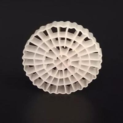 Cina Filtro di cristallo di buona qualità Mbbr Filtro a blocchi ceramici Pe03 Mbbr Bio Media in vendita