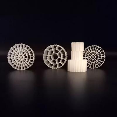 Cina Filtro di cristallo di buona qualità Mbbr Filtro a blocchi ceramici Pe03 Mbbr Bio Media in vendita