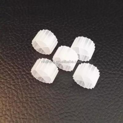 Cina Materiale di imballaggio bio in plastica MBBR Filter Media K2 ((11*7mm) in vendita