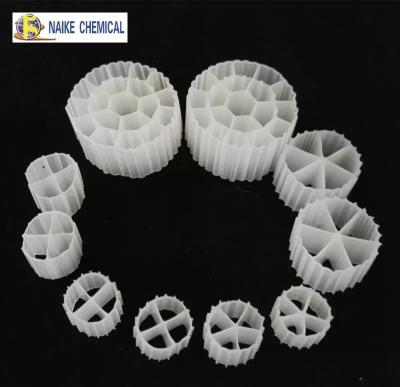 China Biomédias de embalagem MBBR Media Plástico PE04 no tratamento de águas à venda