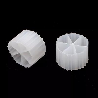 Cina Fabbricante Fornitore Mbbr Micro Bio Filter Filtro acqua stagno Bio K1 in vendita