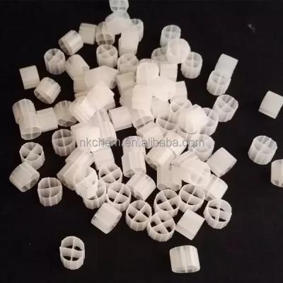 中国 コイ池フィルターメディア PE01 水処理機械 下水処理メディア 販売のため