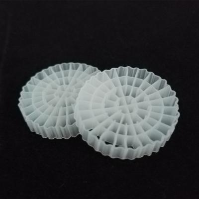 Cina Fabbrica all'ingrosso Letto mobile in HDPE bianco Biofiltro 25*4mm in vendita