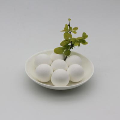 Cina sfera minerale per filtro dell'acqua minerale / sfera ceramica di energia minerale naturale per acqua alcalina in vendita