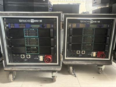 China Professional 12 Line Array Speaker Live Events Line Array Loudspeaker for sale