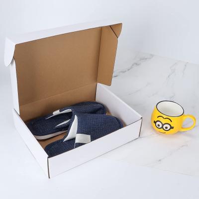China Shipping Boxes 12x9x3 inches White Kraft Corrugated Cardboard Box Mailing Box for sale