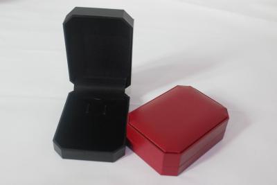 China CMYK-SGS van het de Giftleer van de Fluweelhalsband van de de Juwelendoos de Luxe Met de hand gemaakte Glanzend Te koop