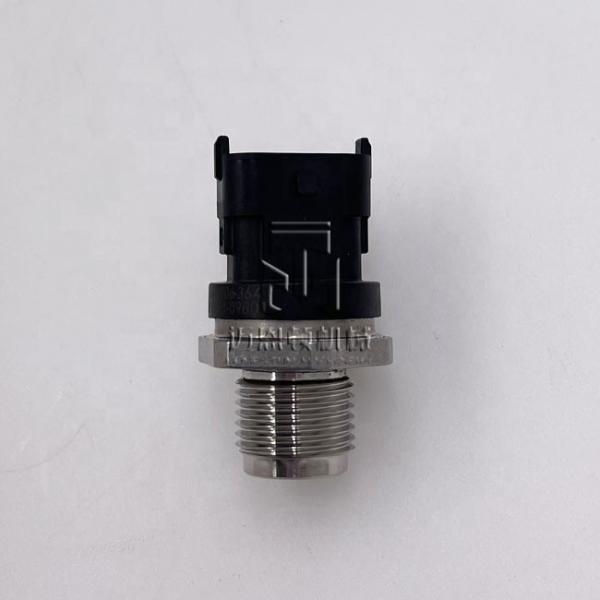 Fuel Pressure Sensor 04297148 01182560 04216218 04213470 4297148 1182560 4216218 4213470 0429 7148 0118 2560 0421 6218 For Deutz D5E D6E D7E TCD2012 2013