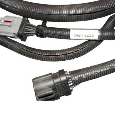 Cina Cavo di connessione 04467458 04213235 0446 7458 0421 3235 4467458 4213235 per il motore Deutz TCD7.8 in vendita
