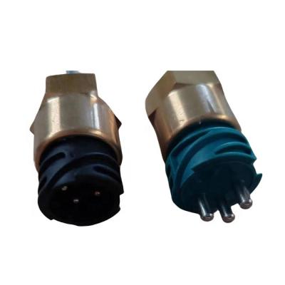 Cina Interruttore di livello 01181474 04218081 1181474 4218081 0118 1474 0421 8081 Per motore Deutz BF4M1013 in vendita